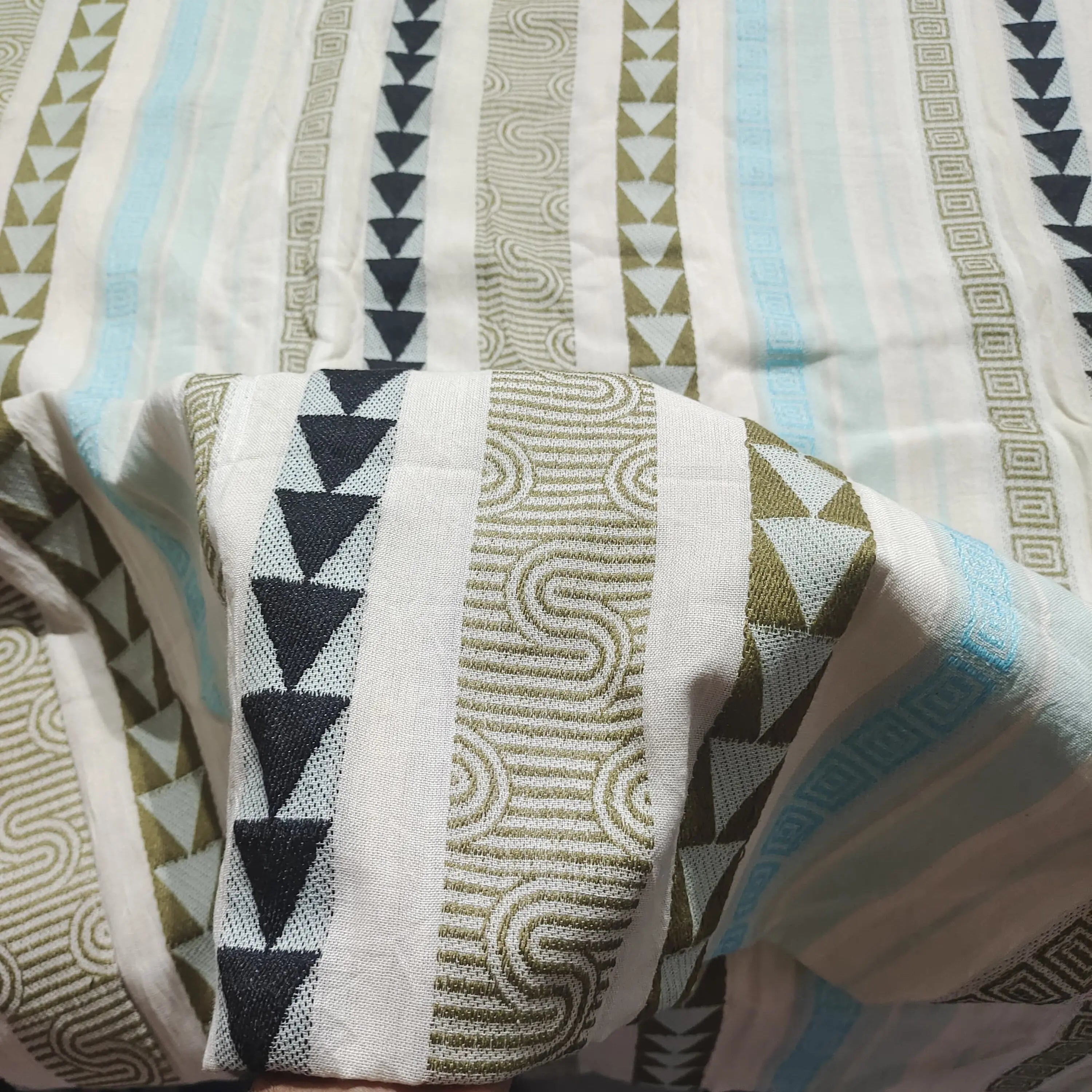 Yarn Dyed Pattern YD034 - Fabric Hugs